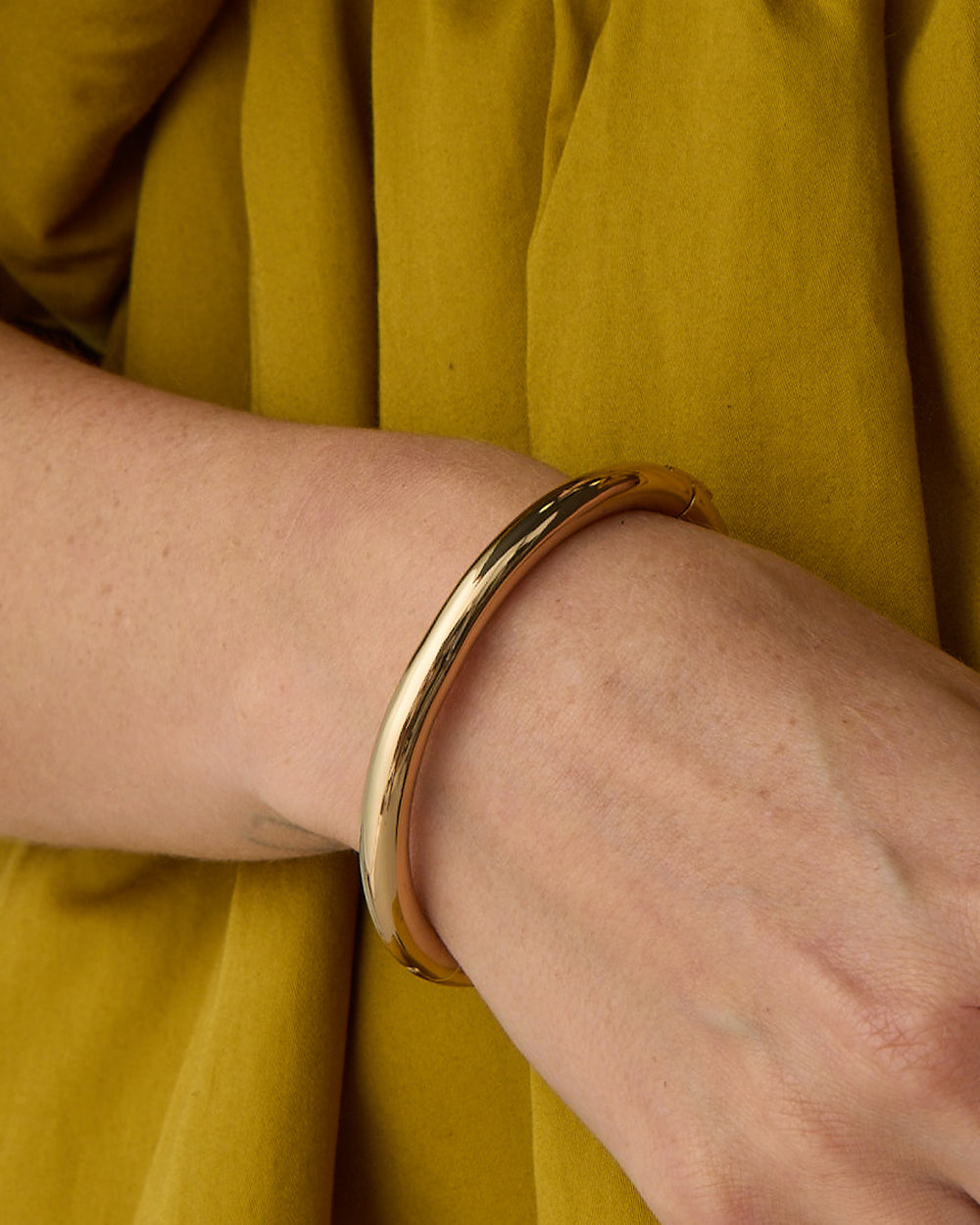 Gia Bangle Gold | JENNY BIRD