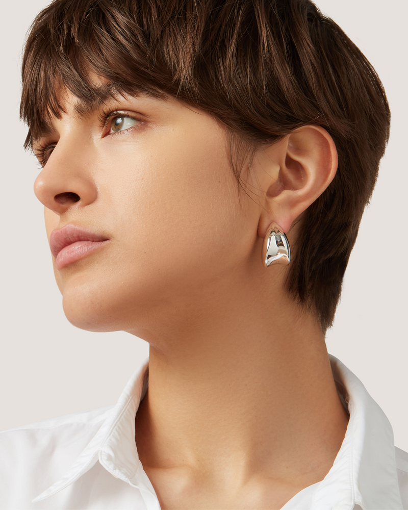 Paige Puff Silver Teardrop Earrings | JENNY BIRD