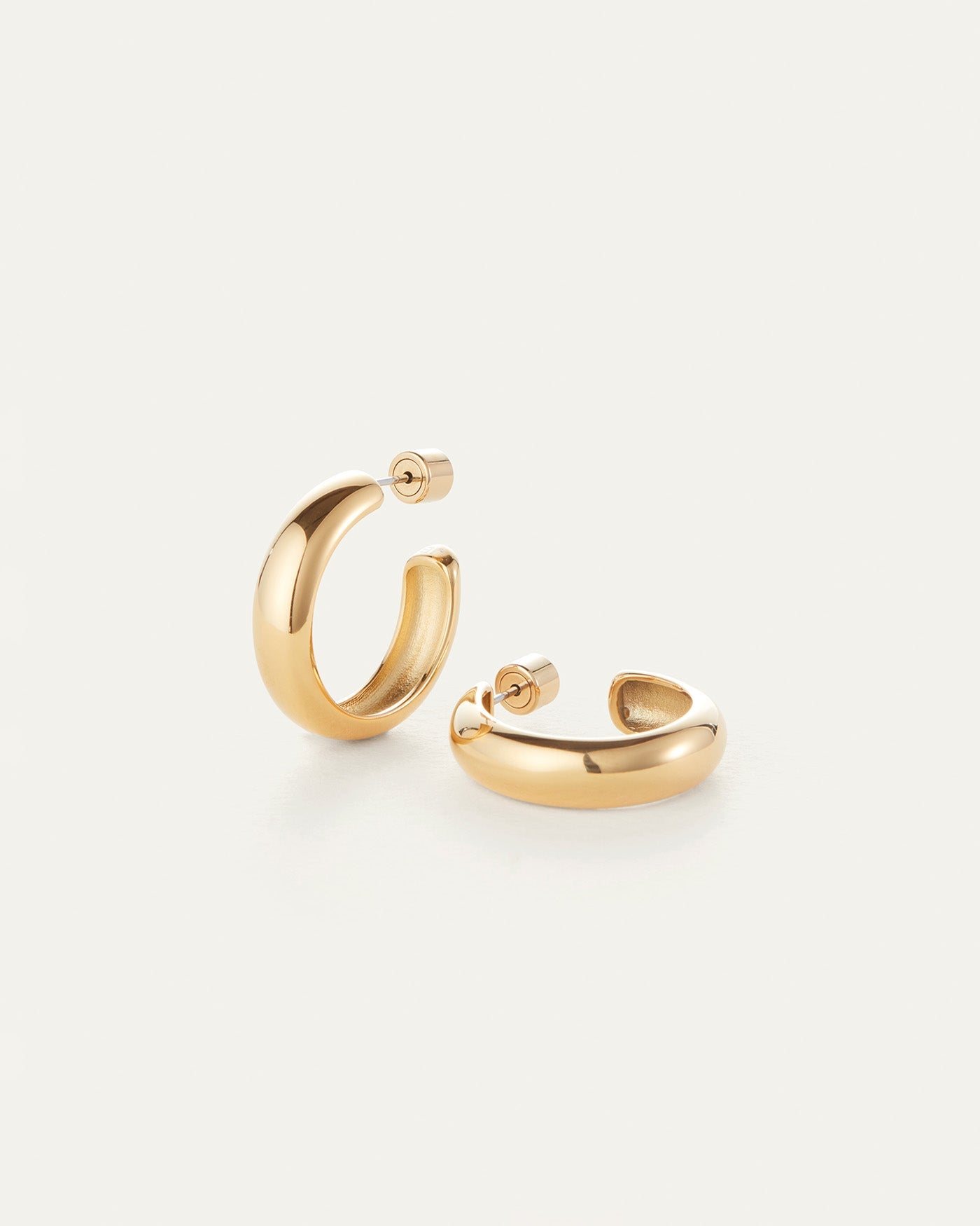Staple Medium Hoop Earrings | Gold Classic Hoops | JENNY BIRD