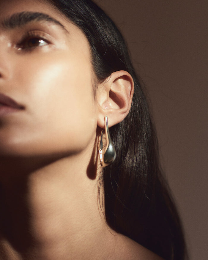 Colette Hoop Earrings | Medium Silver Unique Hoops | JENNY BIRD