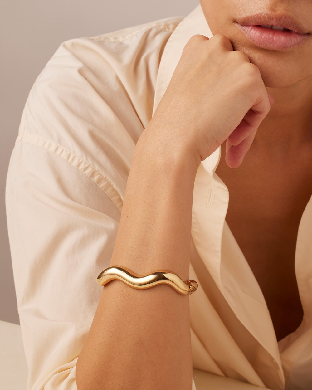 Ola Gold Bangle | Wavy Bangle Bracelet | JENNY BIRD