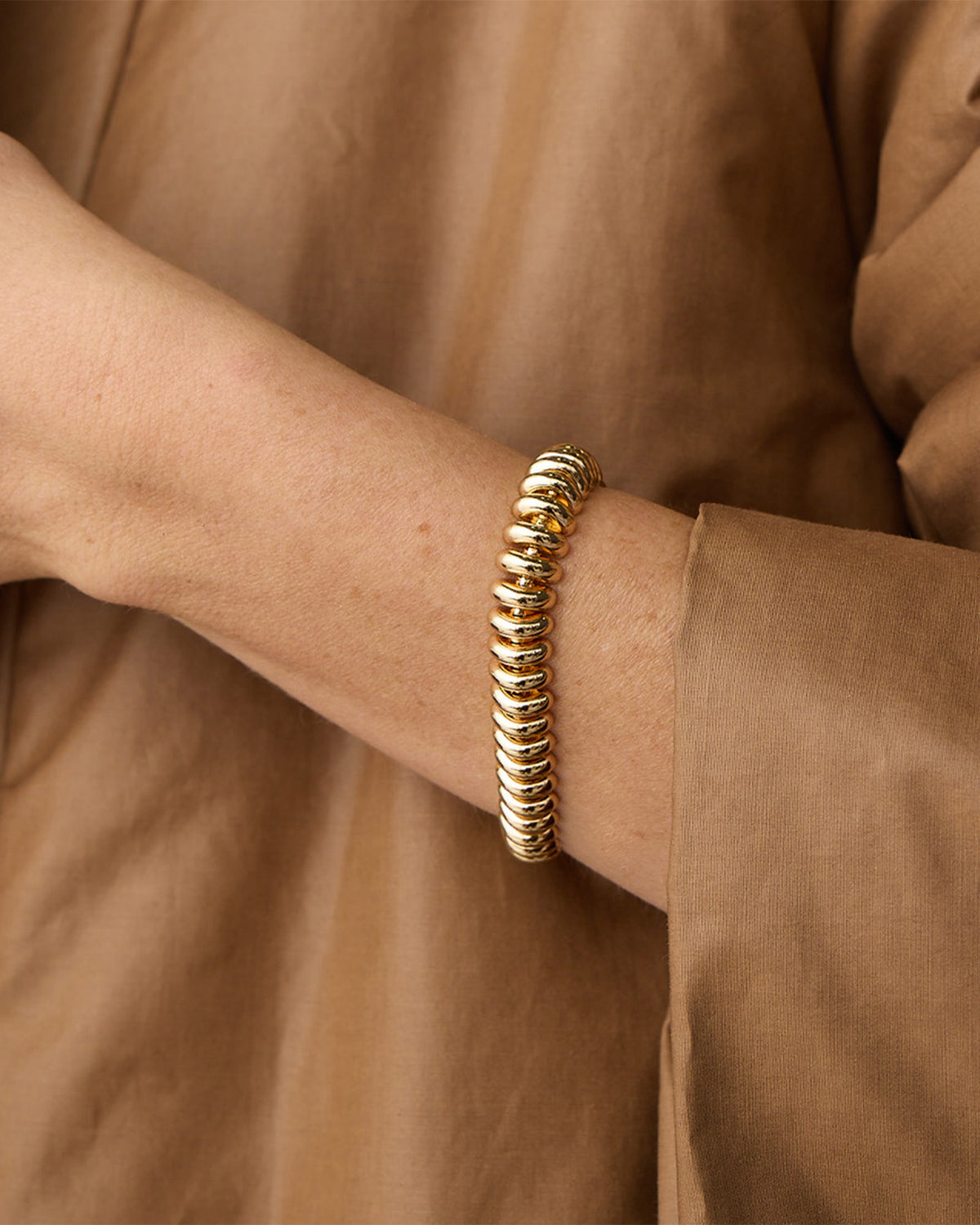 Sofia Bracelet | Ribbed Chain in Gold | JENNY BIRD