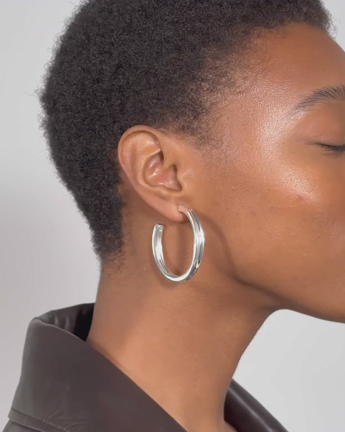 Slim Doune Hoops | Medium Silver Hoop Earrings | JENNY BIRD